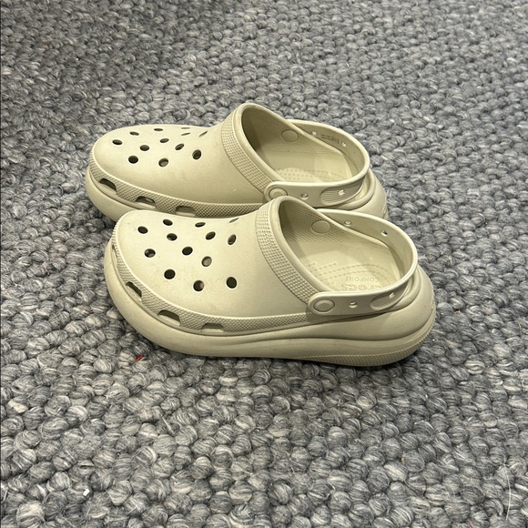 CROCS | Shoes | Crocs Classic Crush Clog Womens Size 9 Bone Beige Khaki ...